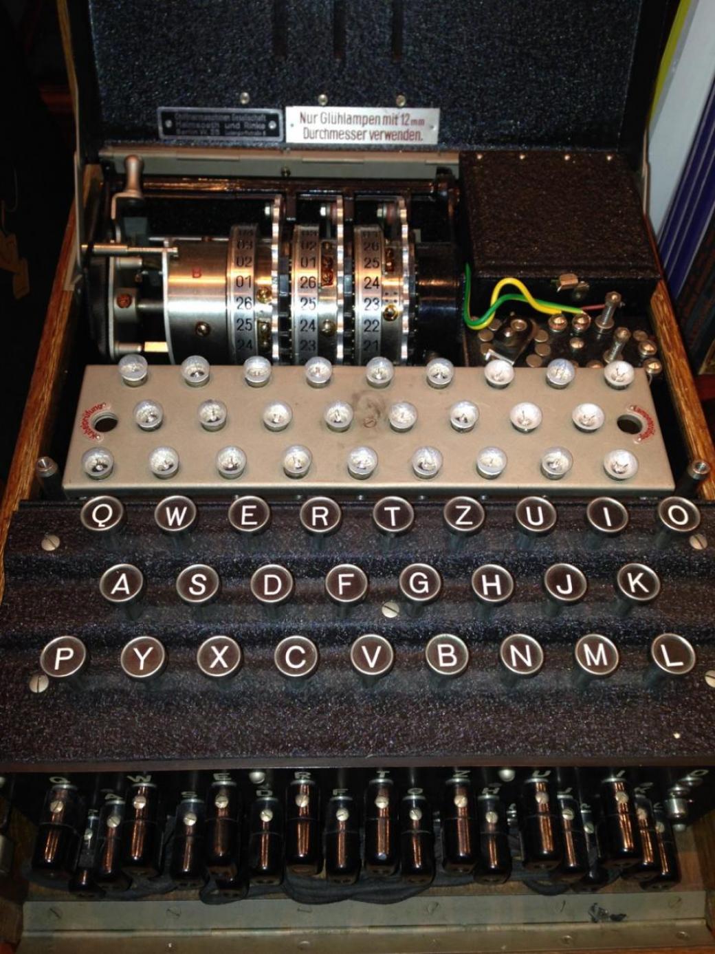 Brain Makes Decisions with Same Method Used to Break WW2 Enigma Code ...